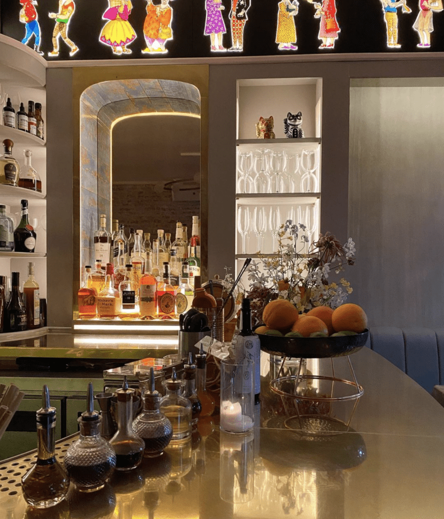 Brooklyn Luxury Apartments Greenpoint | Neighborhood | Eleven33